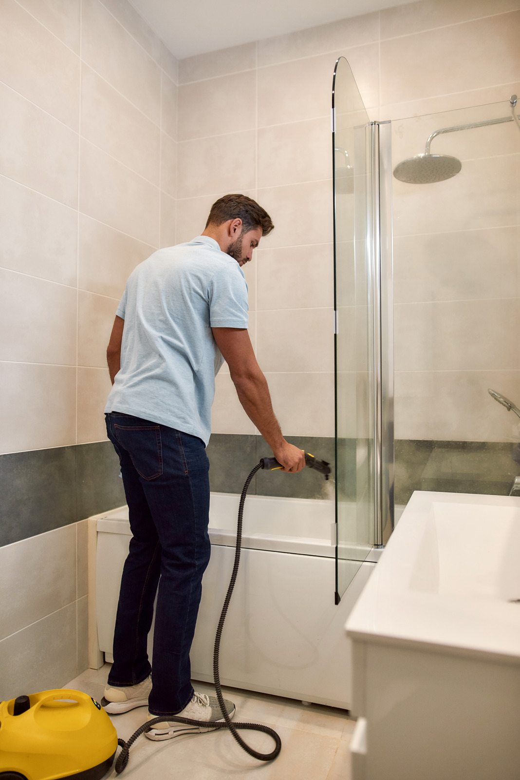 4 Best Steam Cleaner For Bathroom & Shower - Steam Clean Queen